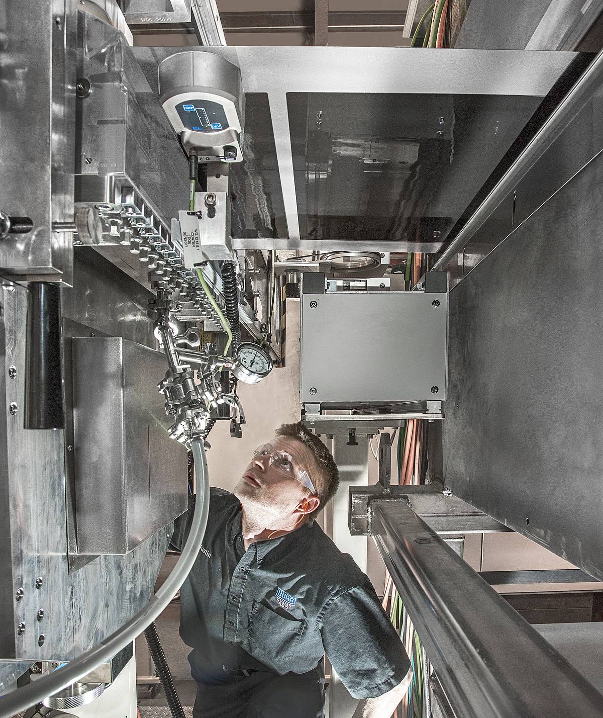 Simultaneous two-sided electrode coating and drying - Dürr