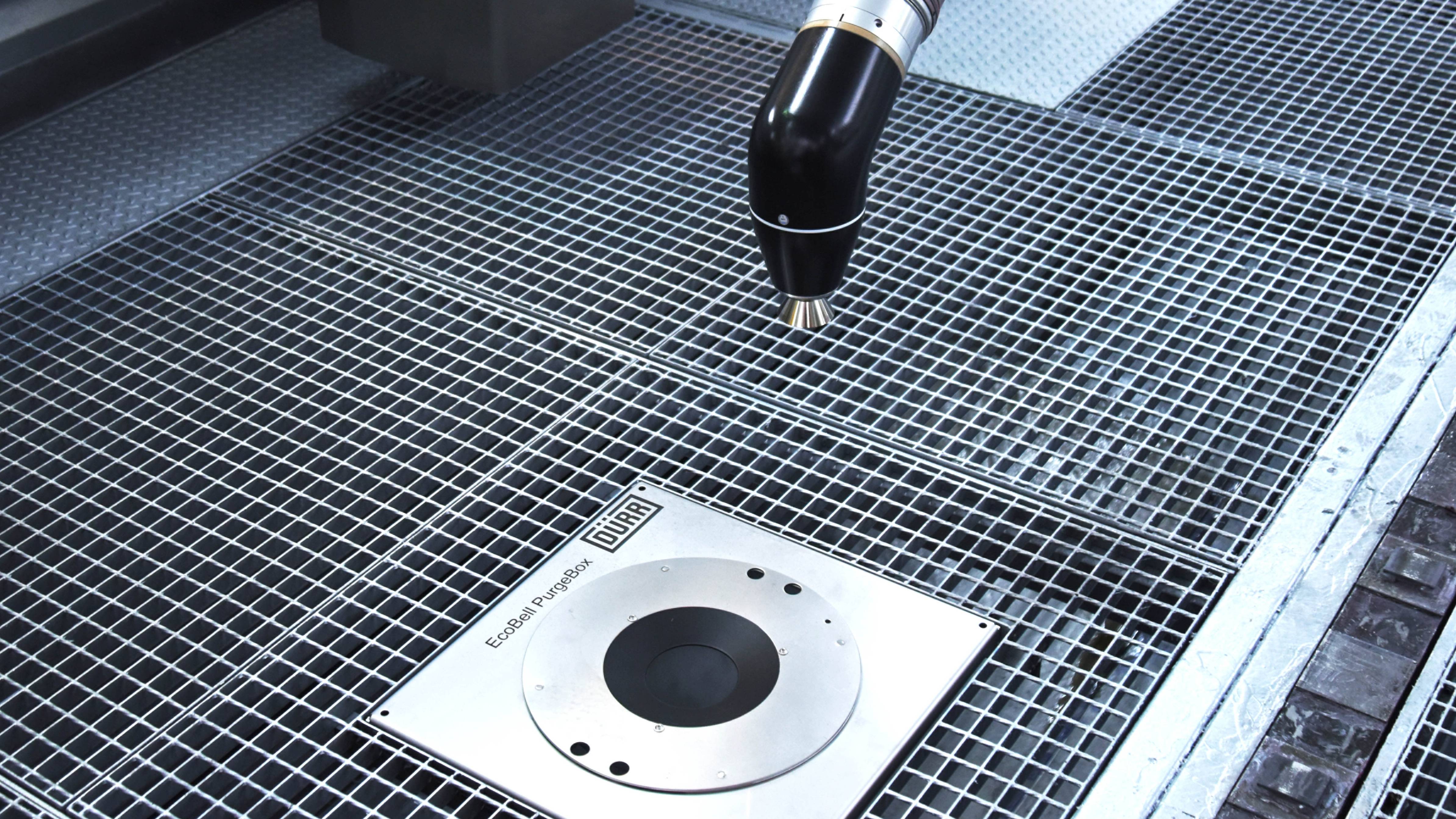 EcoBell PurgeBox flushing system for two-component paint application - Dürr