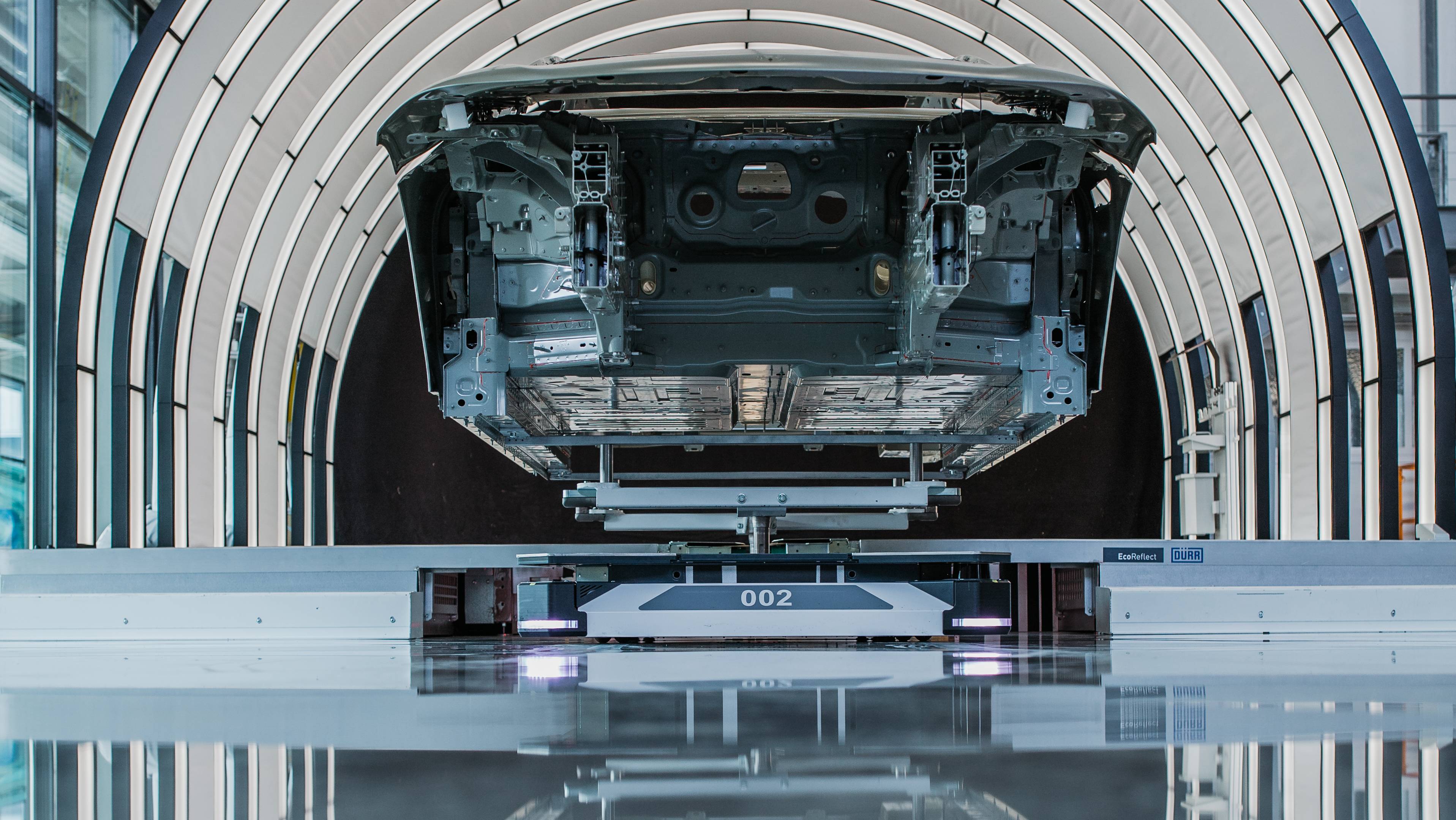 Next level: the new world of paint application - Dürr